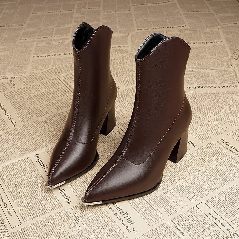 Bottes Chelsea Féminines En Cuir Pointues Avec Fourrure – Chaussures ...